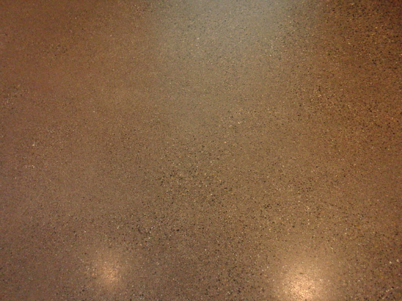 Superfloor: Geschliffener & versiegelter Betonfussboden